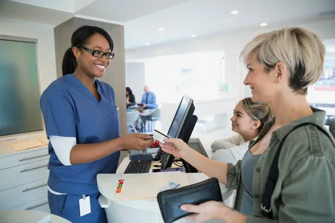 Affordable temporary health Insurance - Labclinic56